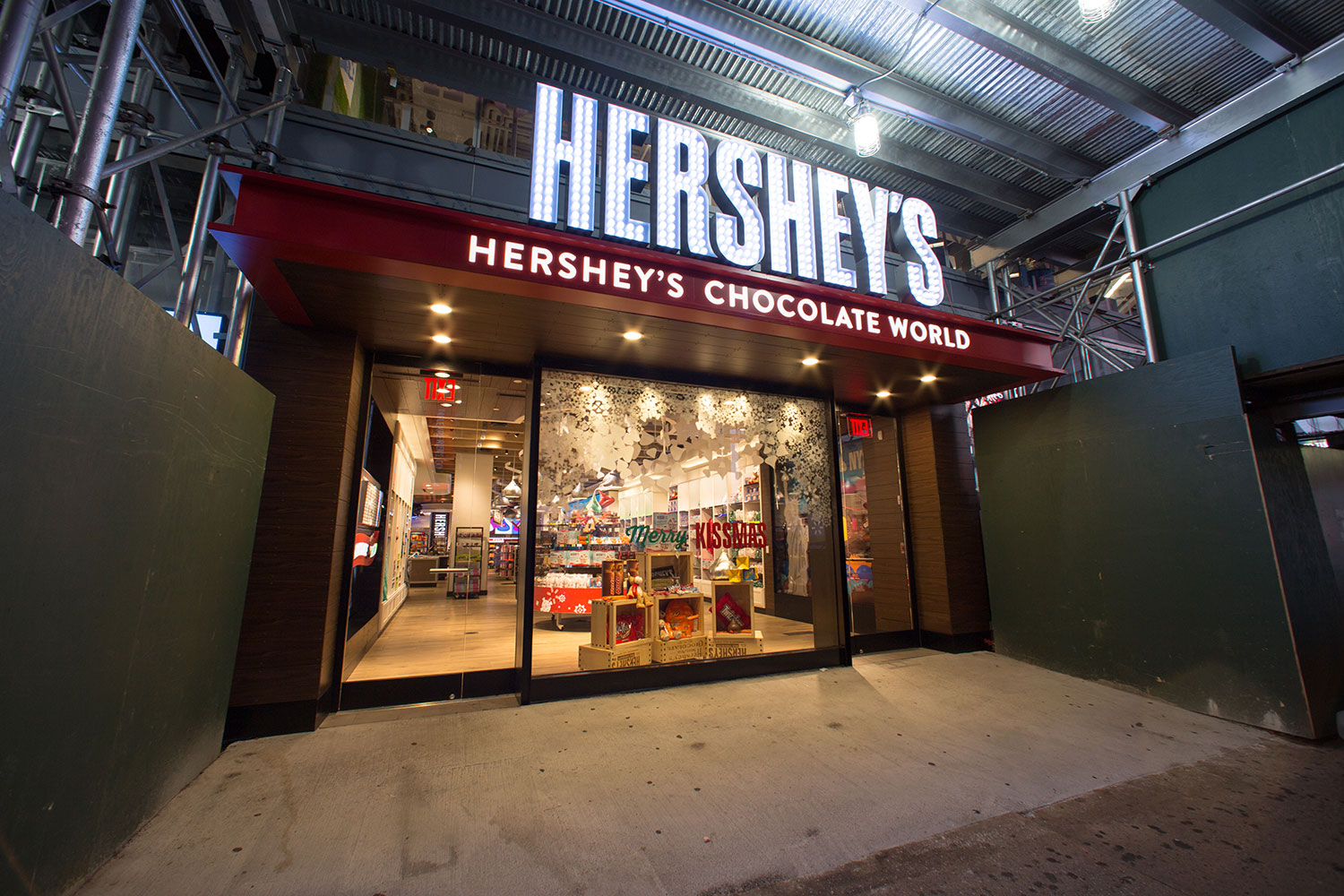 Hersheys NYC Flagship - Schimenti Construction Company